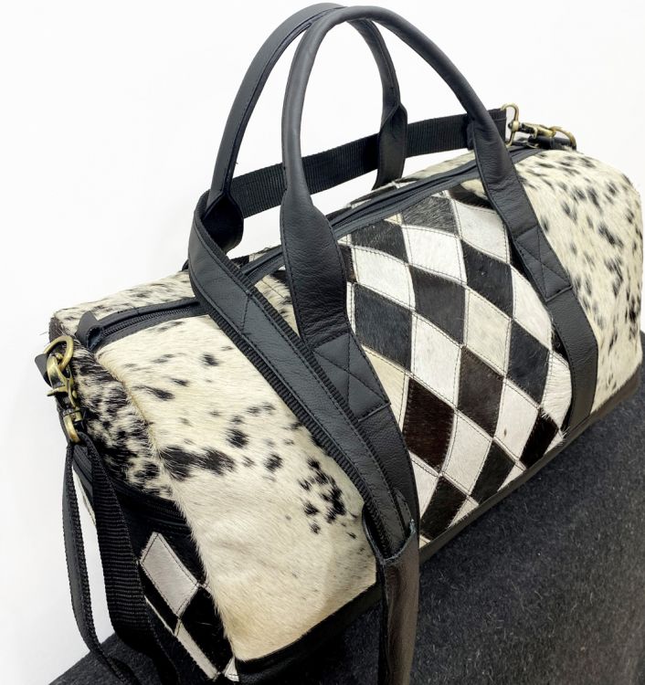 Shiloh Stables and Tack: Klassy Cowgirl Hair on Cowhide Black and White ...
